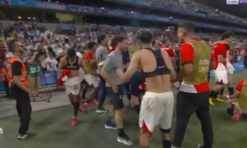 FilGoal | فيديوهات | احتفالات لاعبي منتخب مصر الأولمبي بالوصول لنصف نهائي أولمبياد باريس 2024