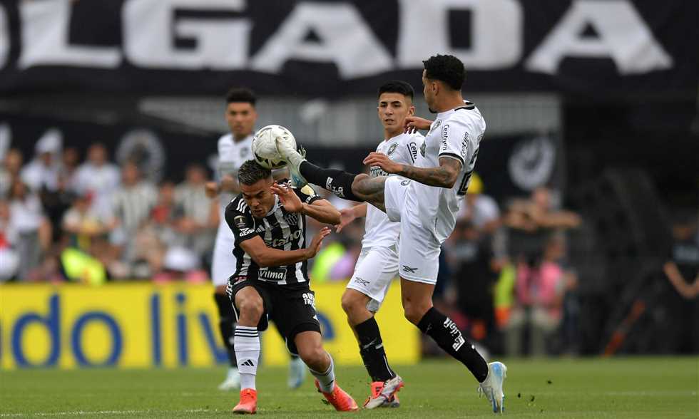 FilGoal | فيديوهات | بطاقة حمراء بعد 35 ثانية من بداية نهائي كوبا ليبرتادوريس